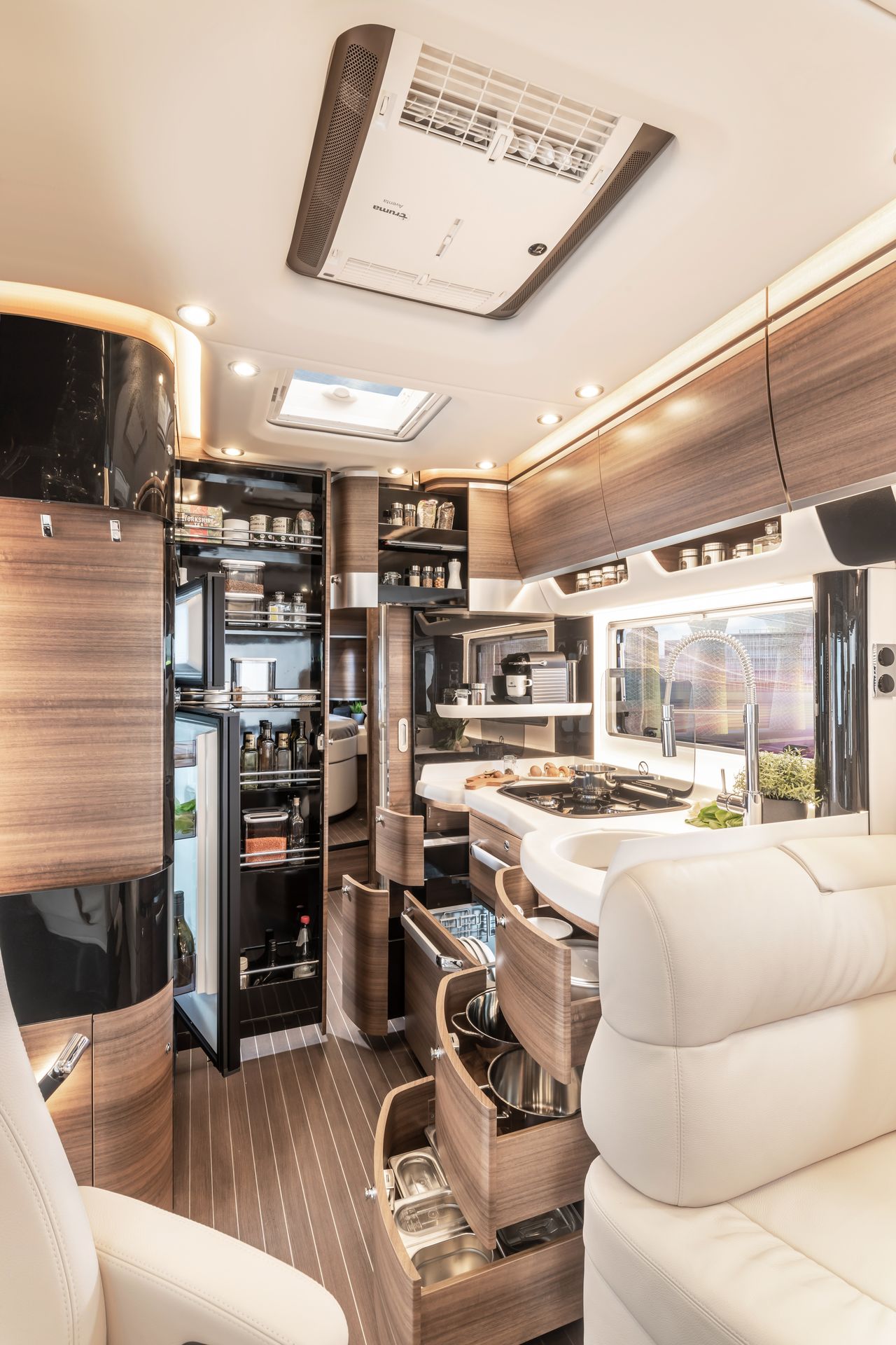 Ontdek het gamma van Concorde bij Alpha Motorhomes
